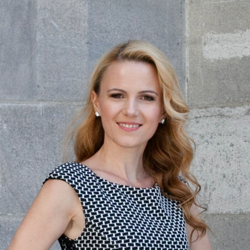 Maria Parau | Directrice et avocate principale