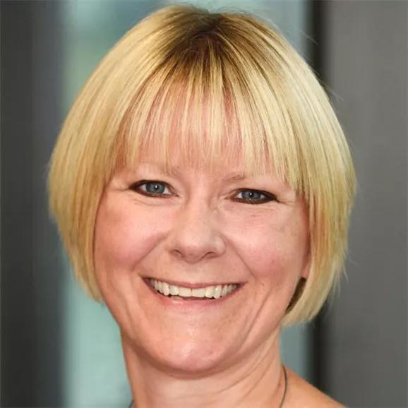 Rachael Taylor Bob Rachel Taylor Speaks Out About Her Abusive