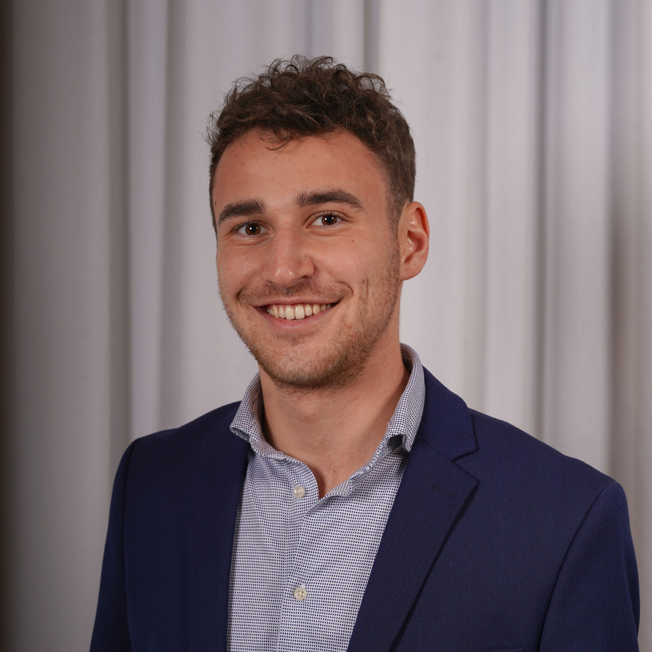 Samuel Stadelmann, LL.B. (WU) | Associate Deloitte Österreich | Tax