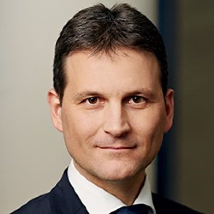 Veszprémi István - Hungary - magyar | Partner